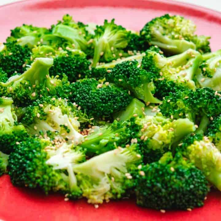 Easy Korean Broccoli Side Dish (Banchan style salad) - Agile Test Kitchen